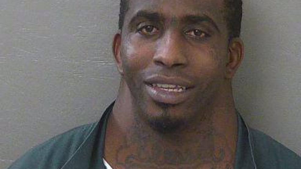 Mugshot of Florida man arrested for drug charges goes viral | KMPH