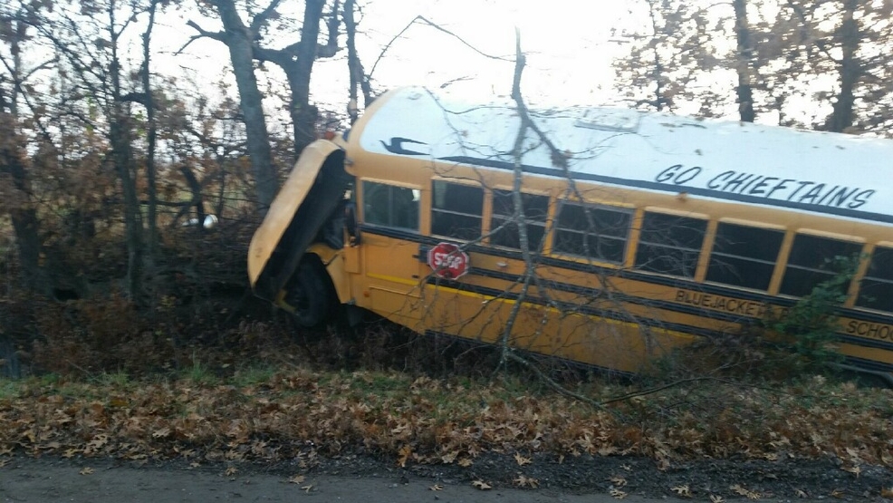 Bluejacket school bus crashes into tree; 2 kids transported | KTUL