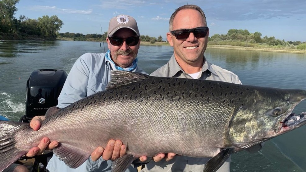 Man catches giant 32-pound King Salmon on the Sacramento River near ...
